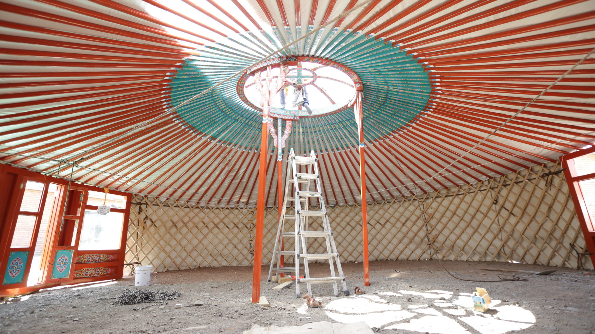 8-Wall Yurt - 615 sq. ft. (28' diameter) - Mongolian Yurts | Gers